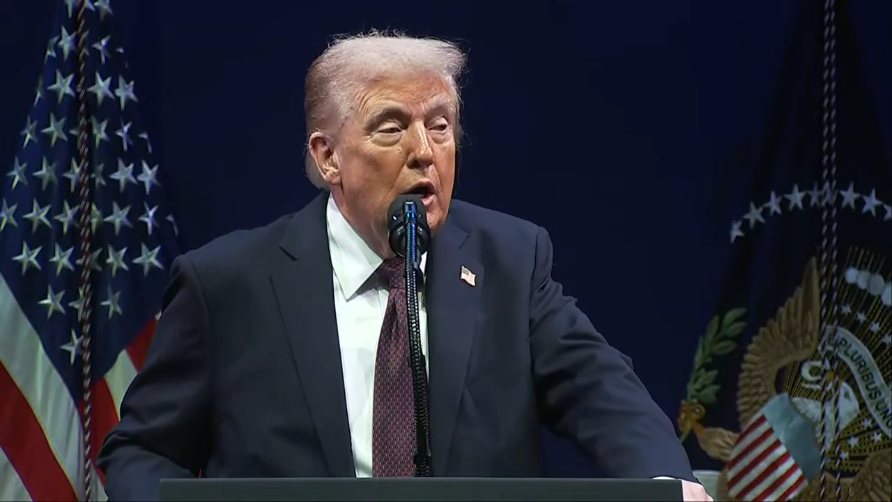 'You should be the most powerful': Trump slips up, reveals he wants to ...