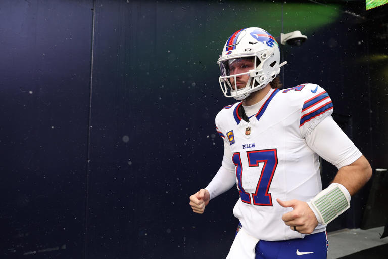 Josh Allen and Shedeur Sanders stats in Bills vs. Browns game today