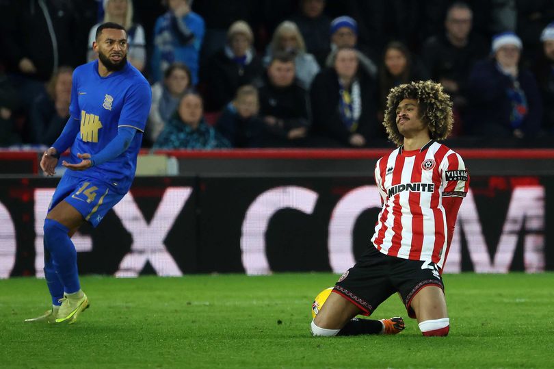 Cochrane, Beadle, Anderson - Birmingham City team news ahead of Derby ...