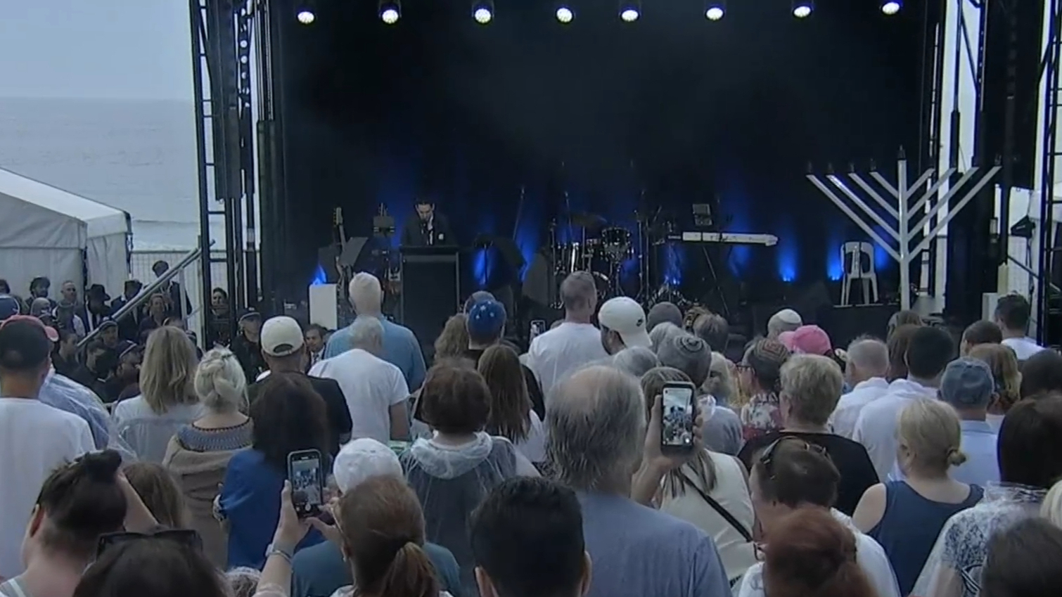 Bondi gunmen allegedly threw bombs into crowd during attack, court ...