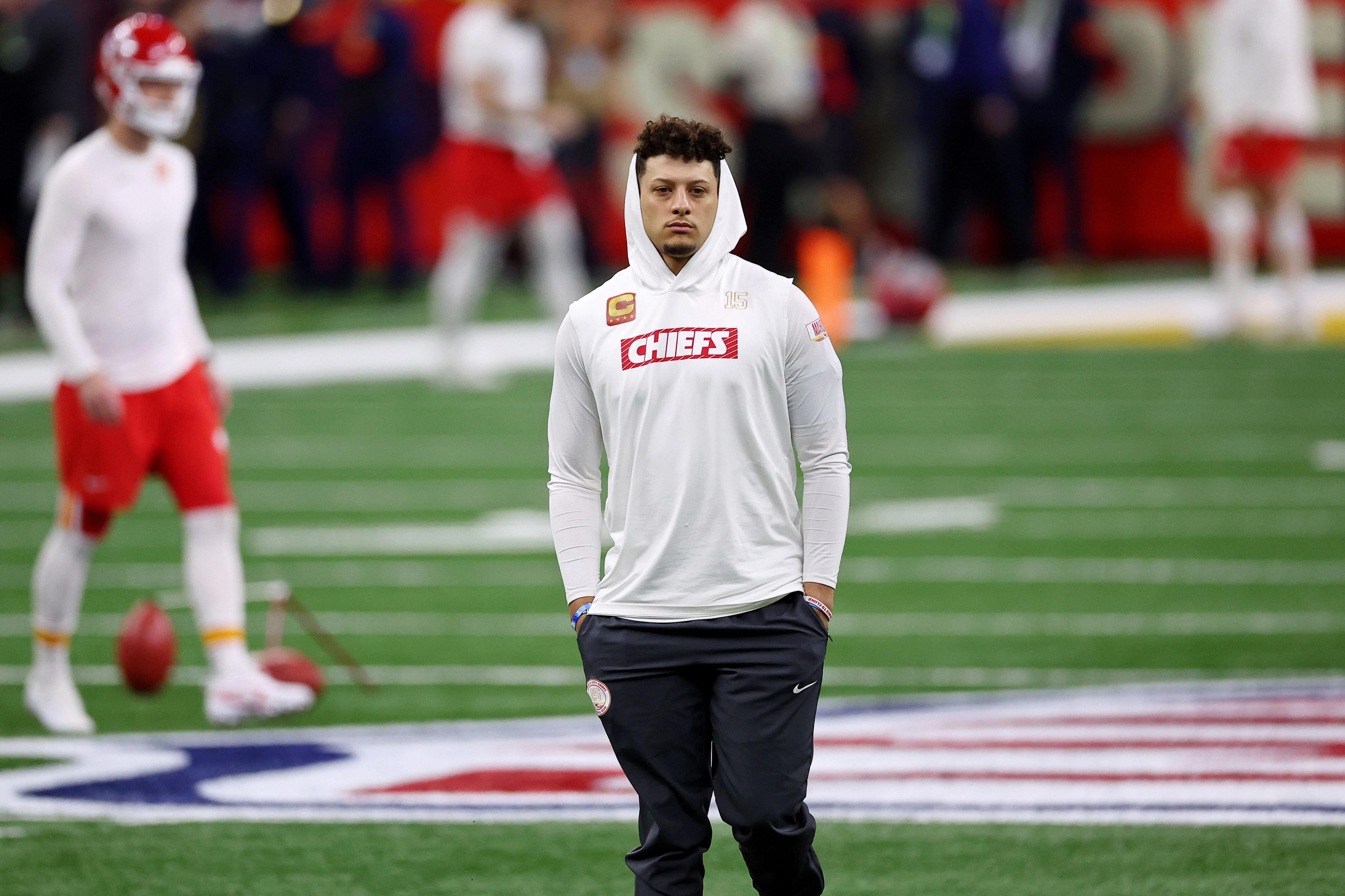 Will Patrick Mahomes play today? Injury news for Chiefs QB in Week 16