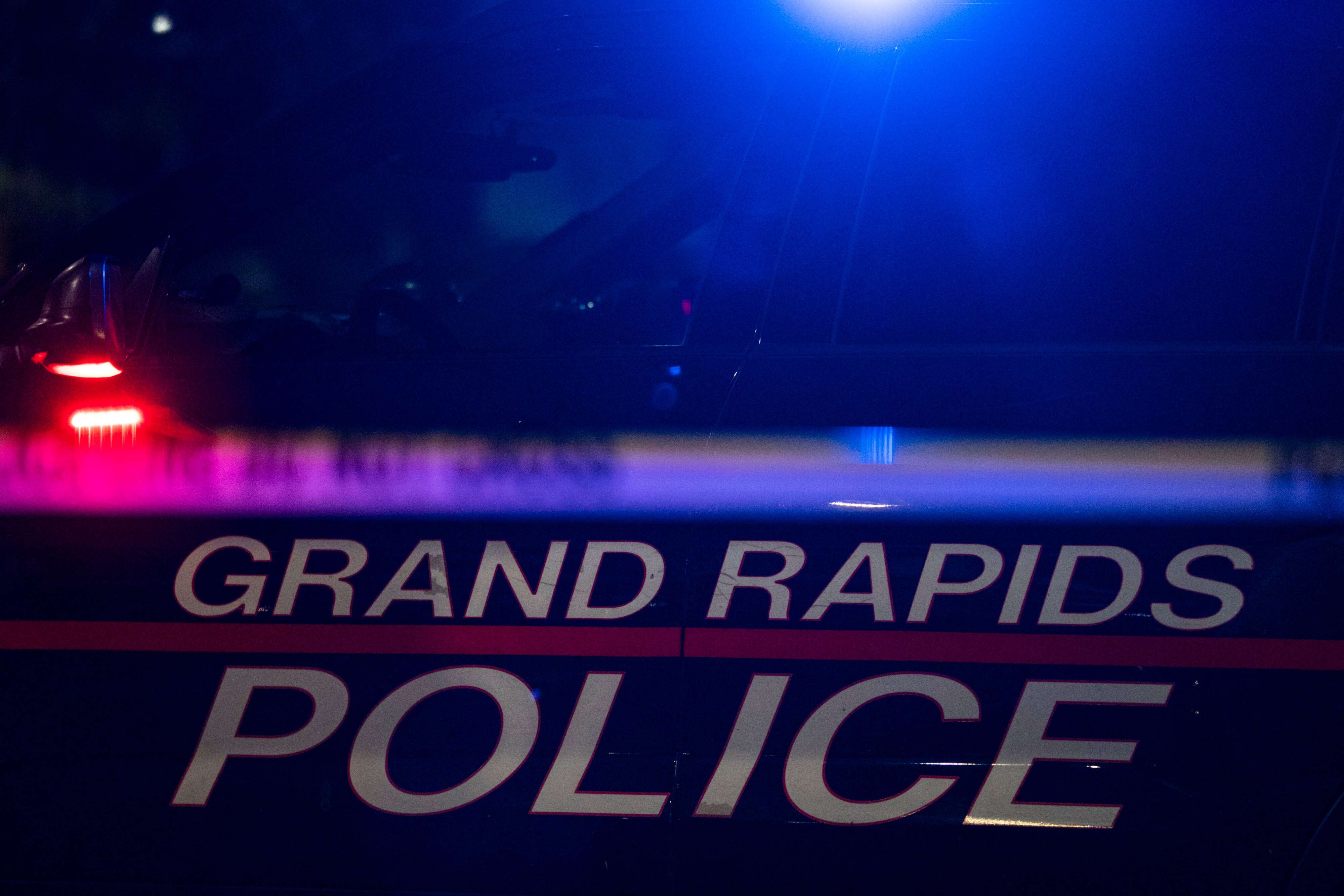 Man killed in shooting on Grand Rapids’ southeast side