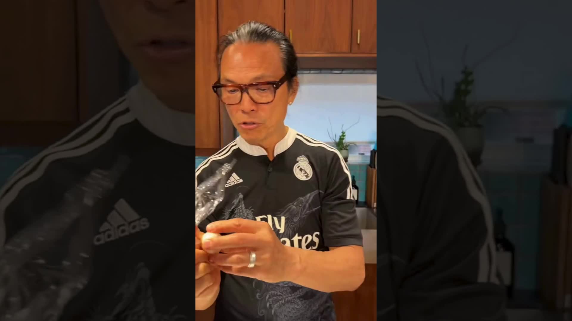 My dad cooks a feast for Cristiano Ronaldo!