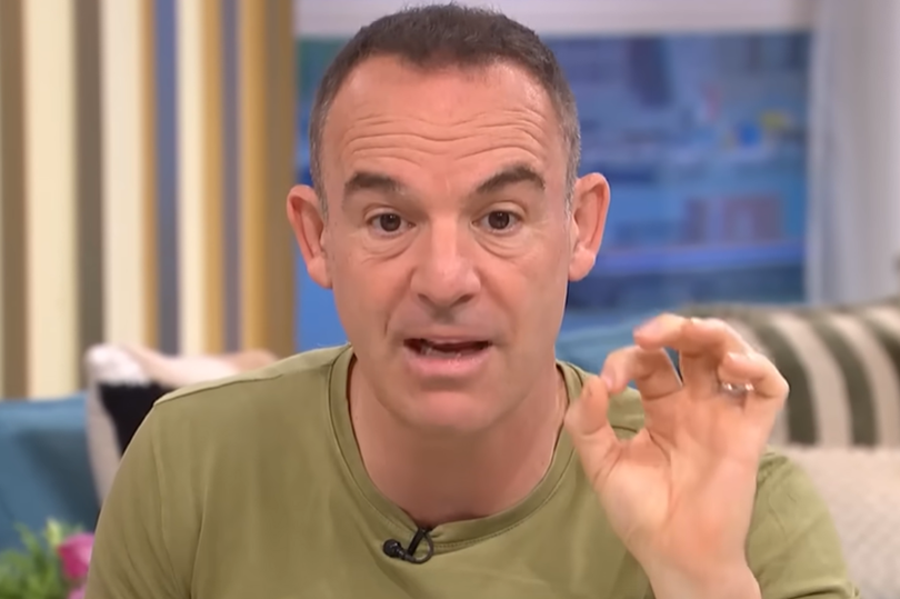 Martin Lewis tells iPhone and Android users to 'type code in now'