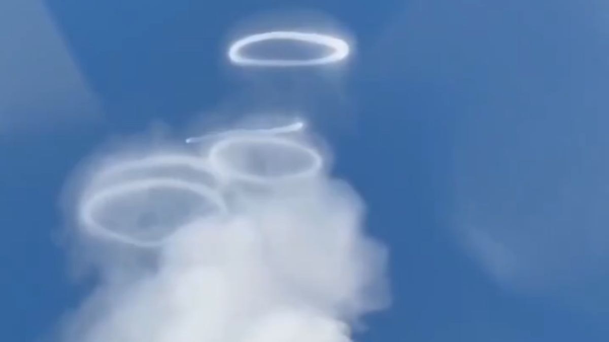 Watch: Volcano blows perfect smoke rings like a cosmic party trick ...