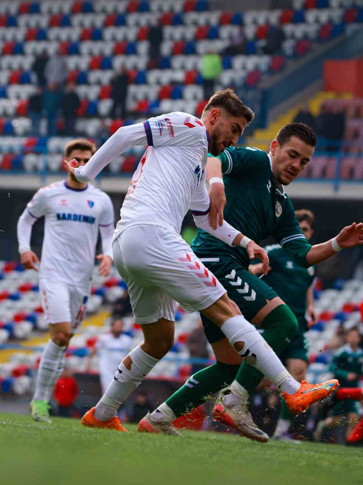 TFF 3. Lig: Karabük İdman Yurdu: 0 - Giresunspor: 2