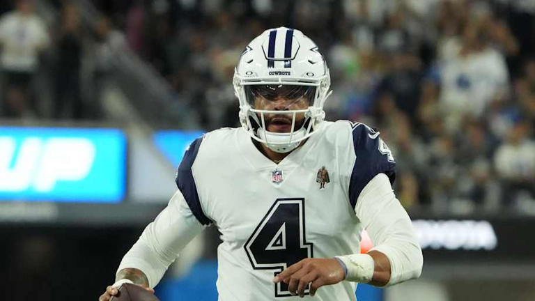 Dallas Cowboys make unusual offensive line shakeup for Week 16 vs Chargers