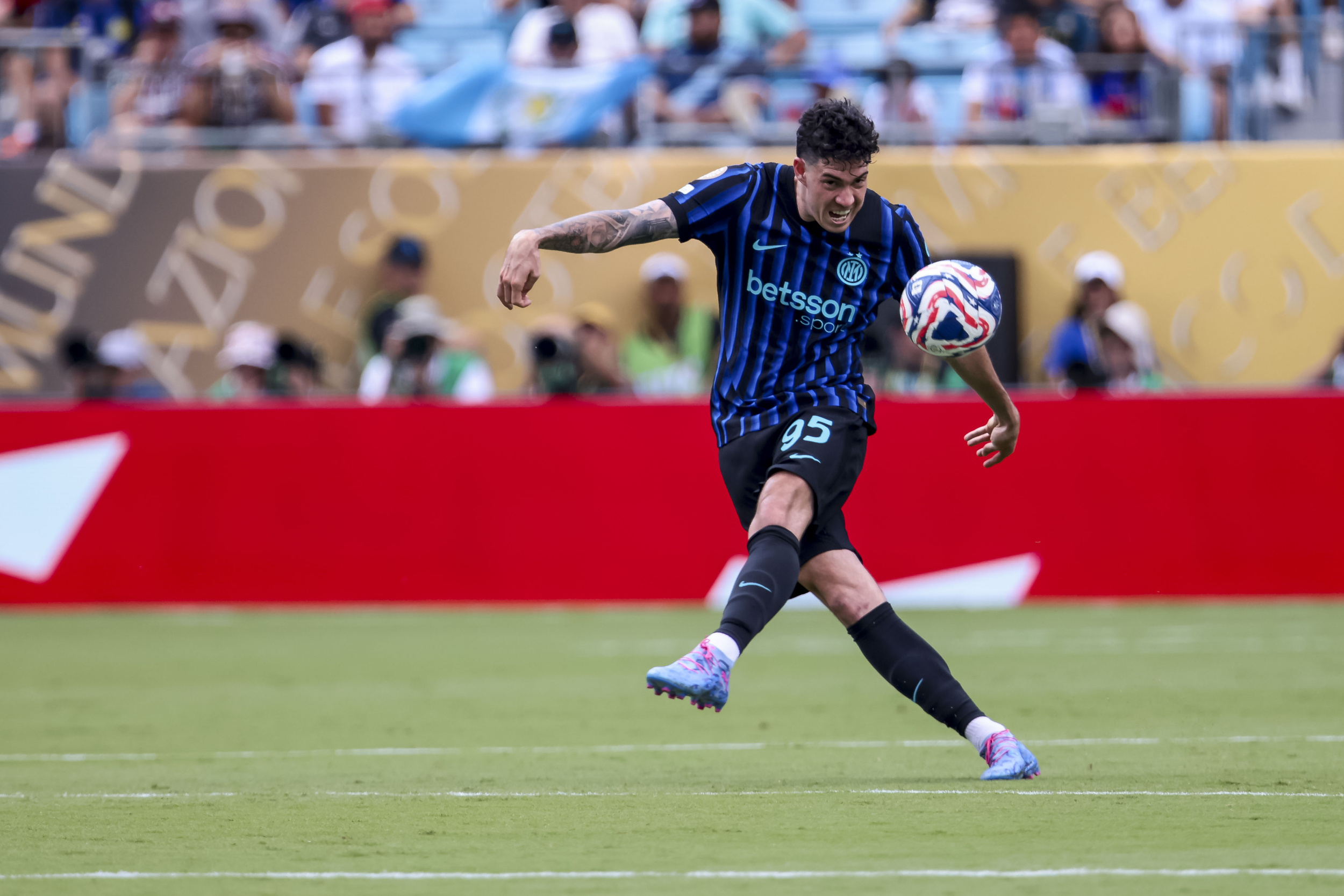 Liverpool given green light as key star’s dream replacement opens door ...