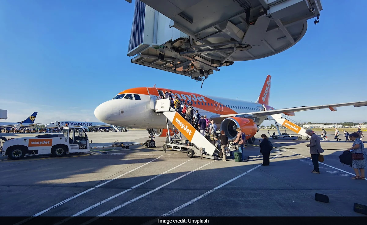 British family accused of wheeling 'dead' grandmother onto EasyJet ...