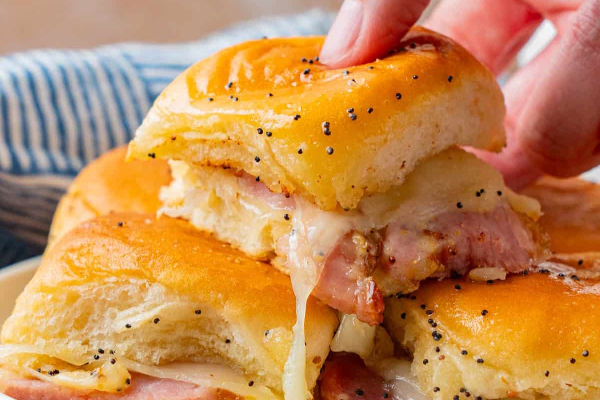 9 crowd-pleasing dinners for busy households