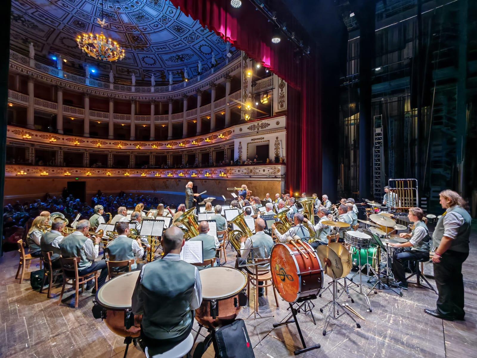 Fano, sold out per il concerto di Natale e 2.157 euro all’Oasi di Maria ...