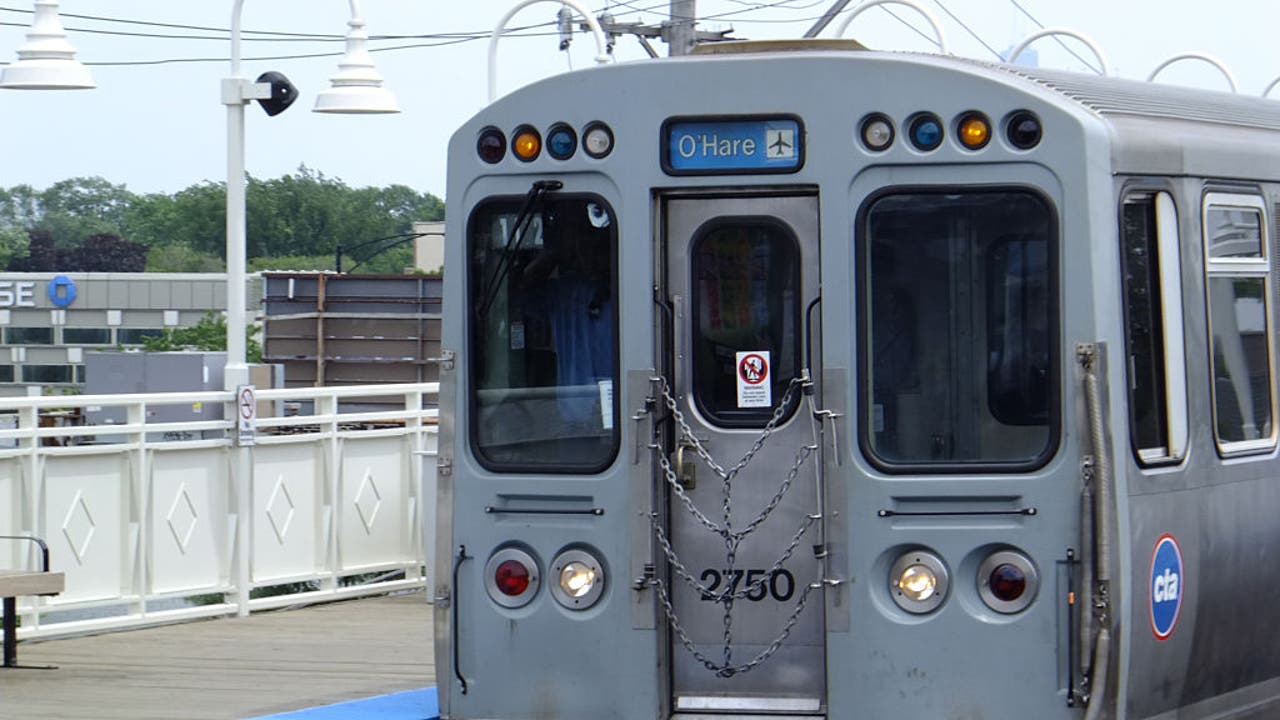 Man charged after setting himself on fire on CTA Blue Line train ...