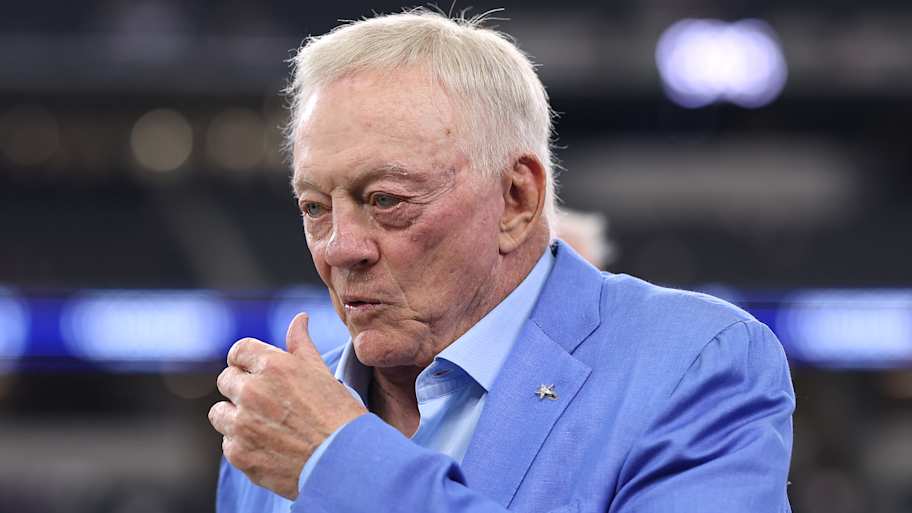 Cowboys' Jerry Jones looks like a man who's ready to fire Matt Eberflus