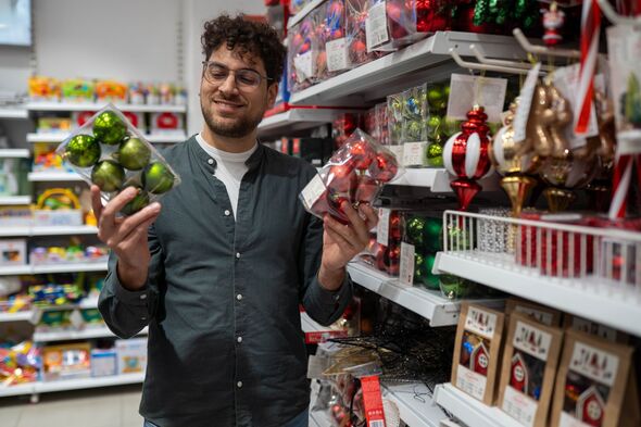 Morrisons, Tesco, Asda, Lidl and Sainsbury's to shut all stores for 1 day