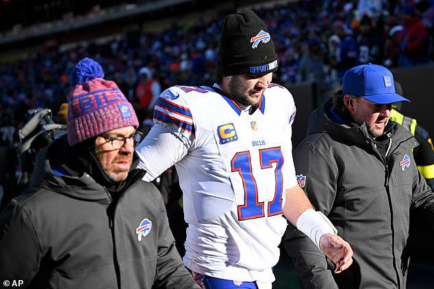 Buffalo Bills dealt major injury scare as quarterback Josh Allen is ...