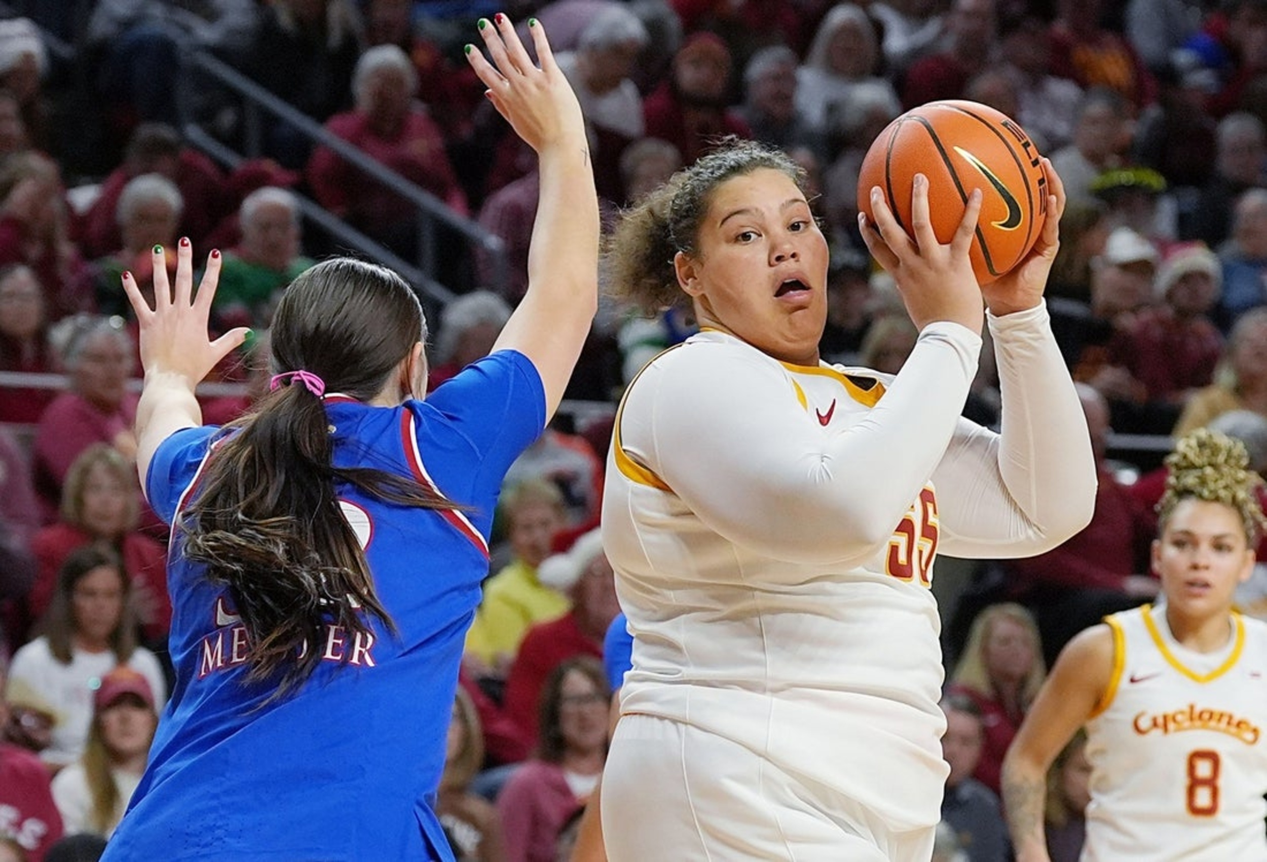 Women's Top 25 roundup: No. 10 Iowa State beats Kansas at buzzer