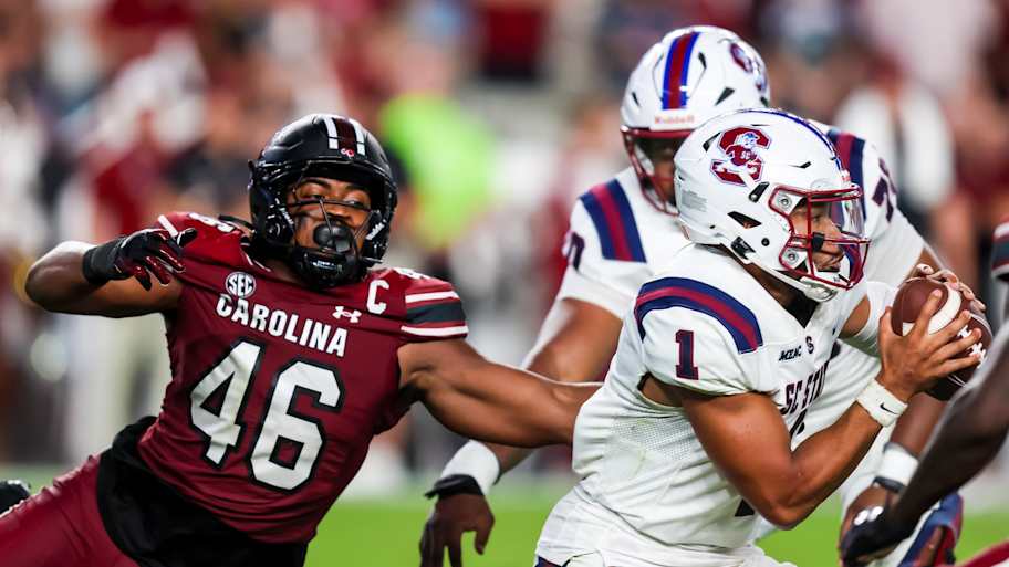 South Carolina EDGE rusher Bryan Thomas Jr. will enter the 2026 NFL draft