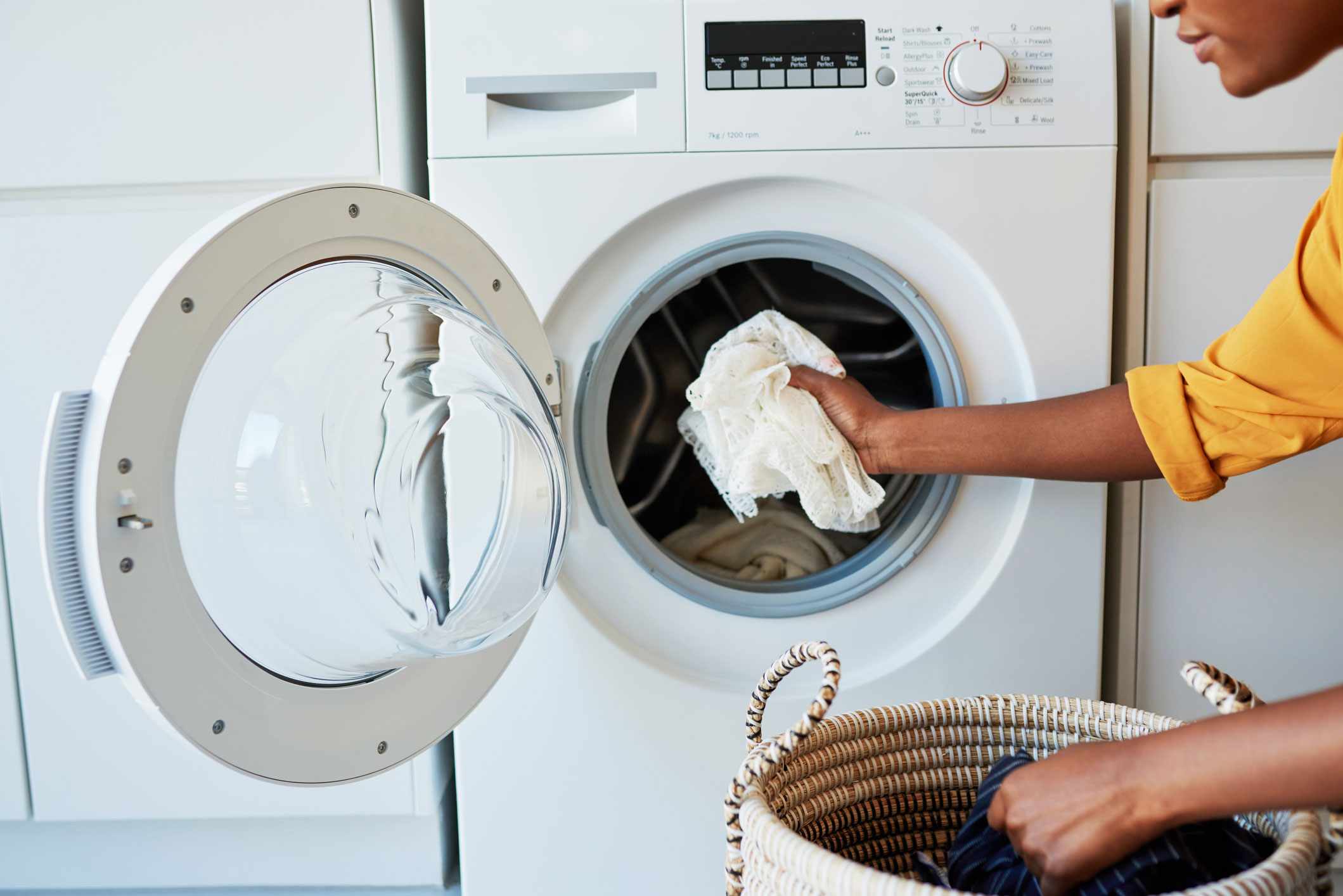 Why experts say not to use the quick wash setting on your washing ...