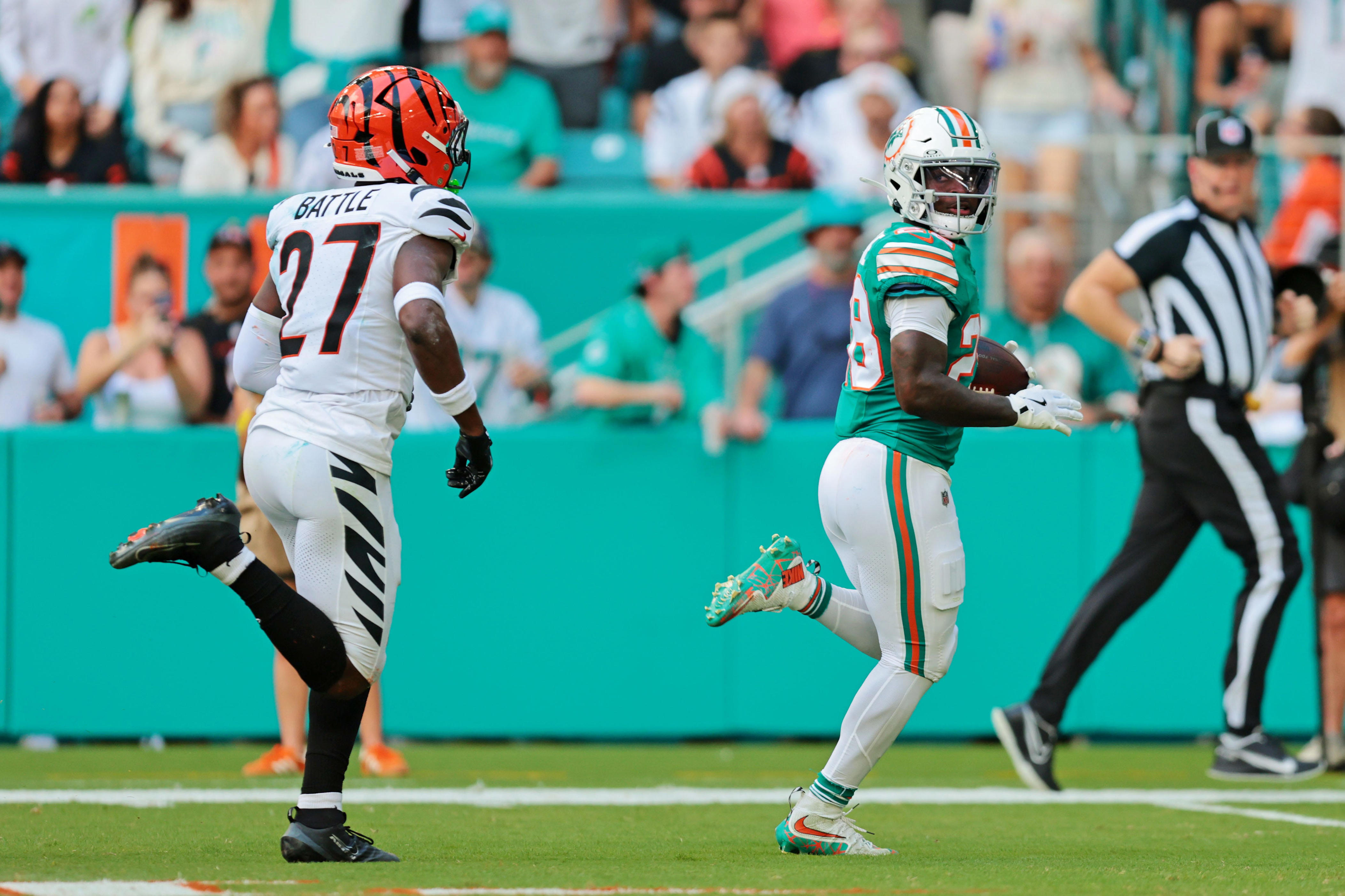 De'Von Achane is Miami Dolphins extend or trade candidate | Schad
