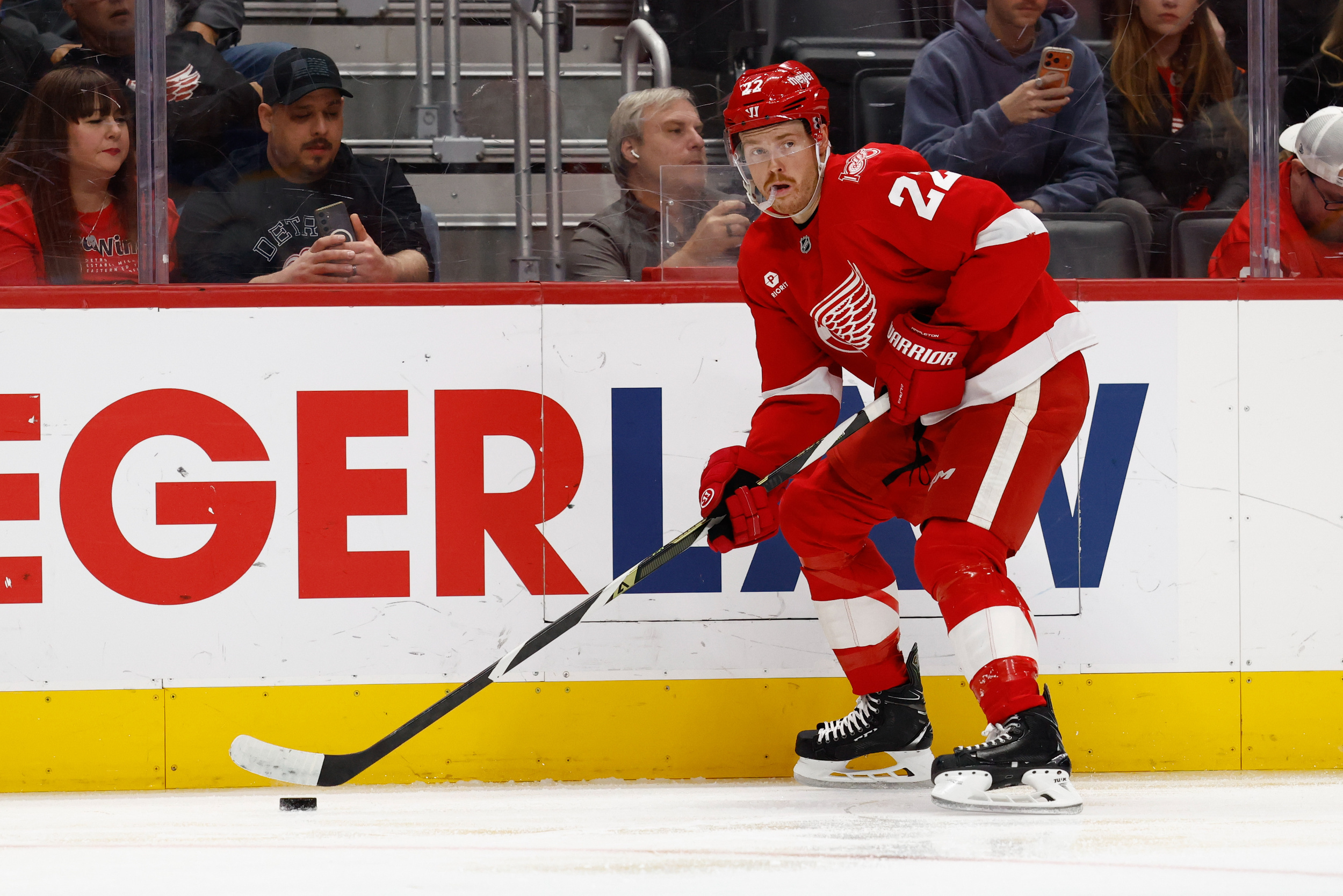 Red Wings activate Mason Appleton