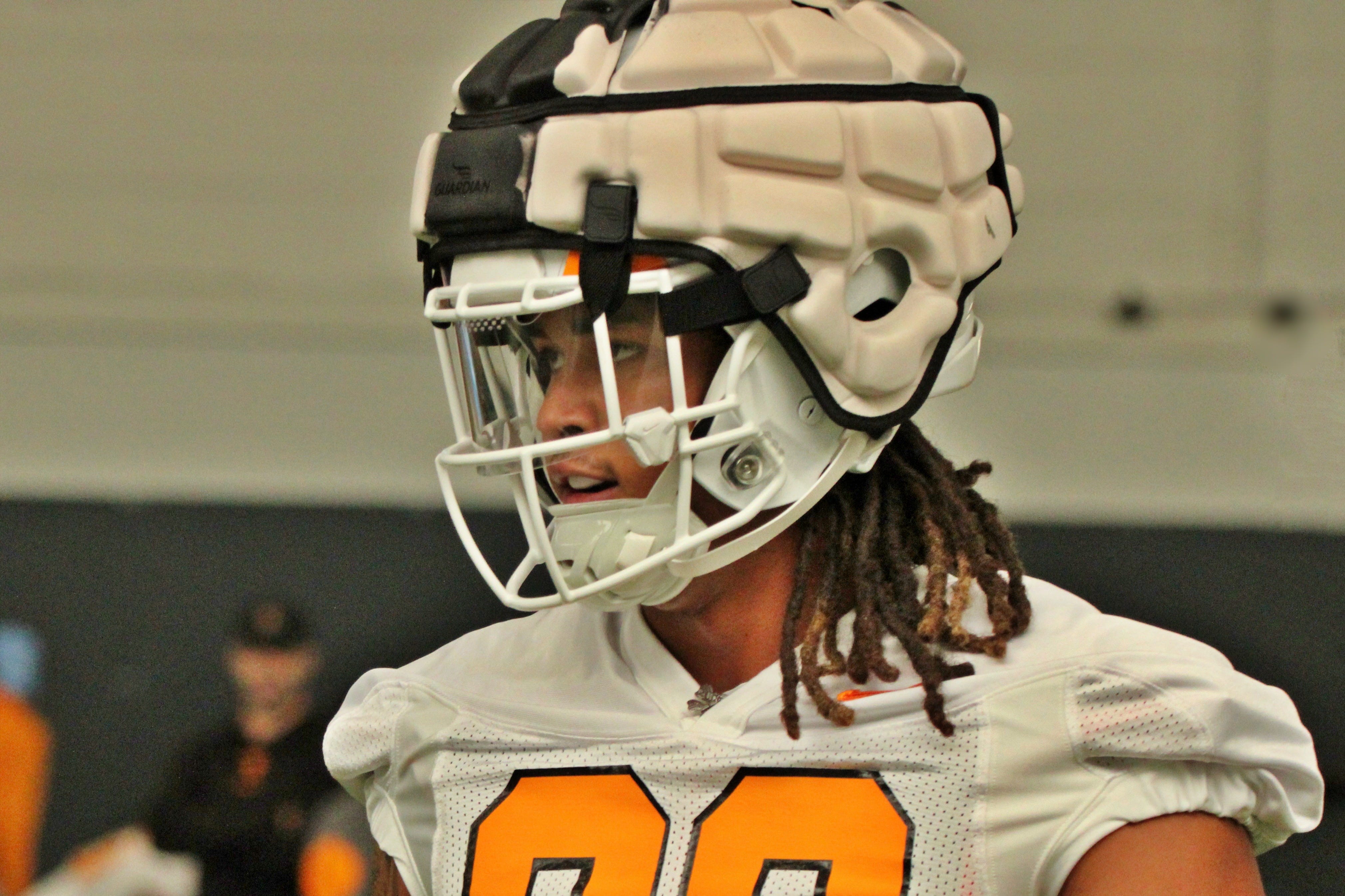 Tennessee football running back entering transfer portal