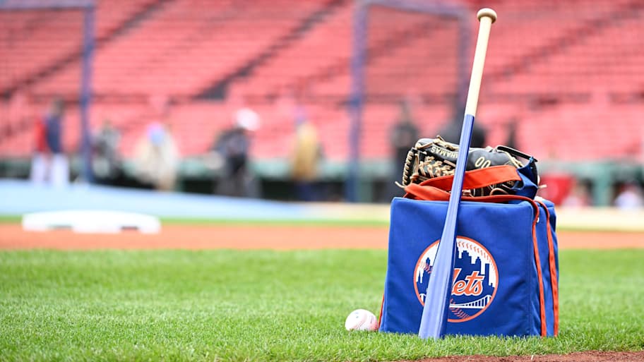 NY Mets have extreme choices at their most vacant position on the field