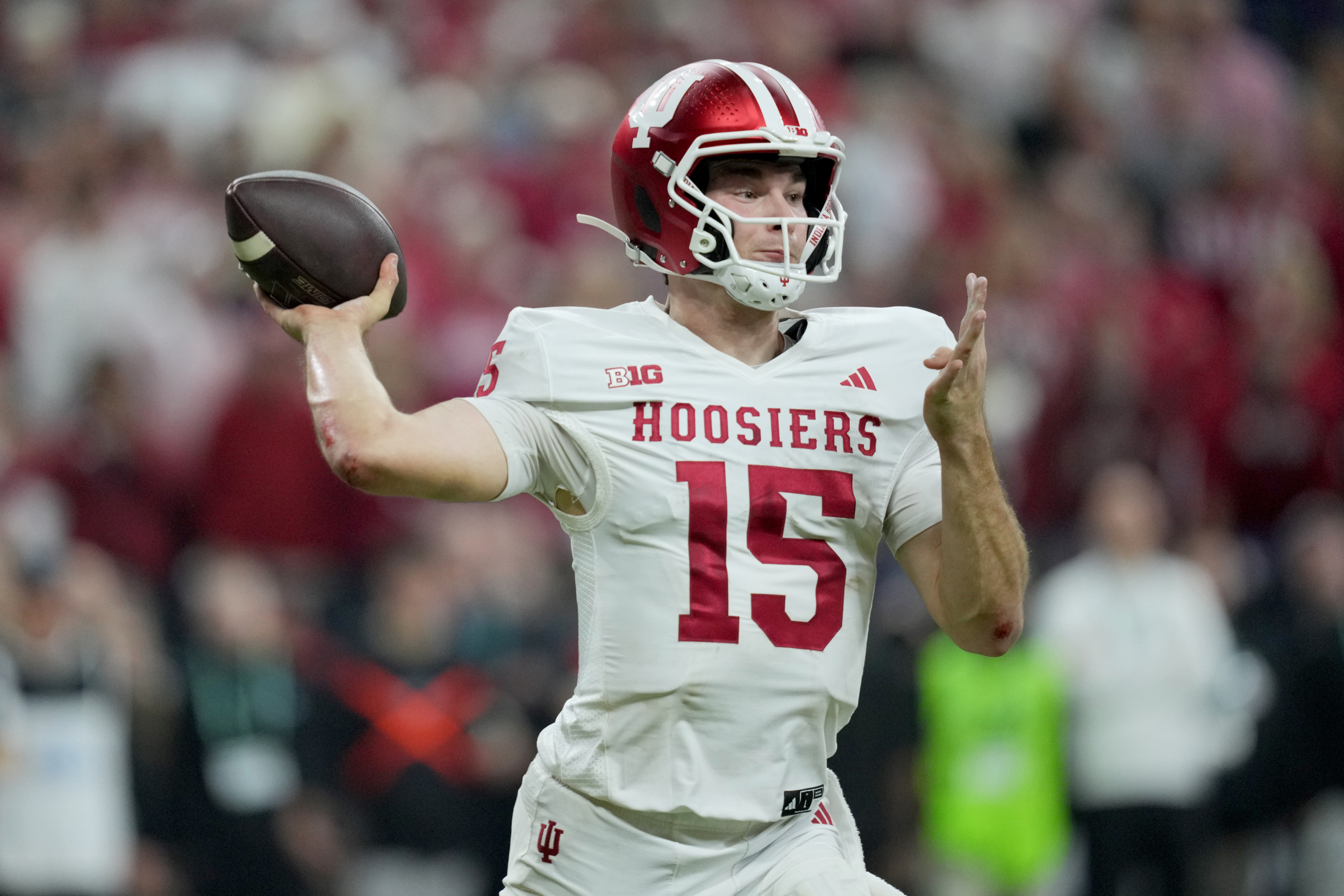 Ranking remaining QBs in CFP: Where do Fernando Mendoza, Dante Moore ...