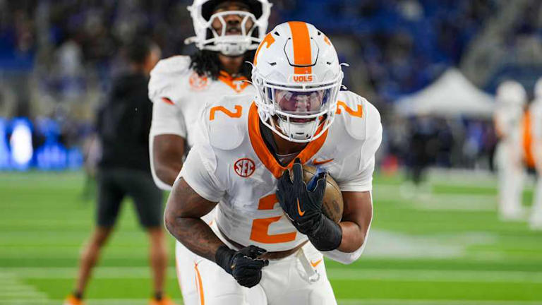 Tennessee football RB Peyton Lewis expected to enter the transfer portal