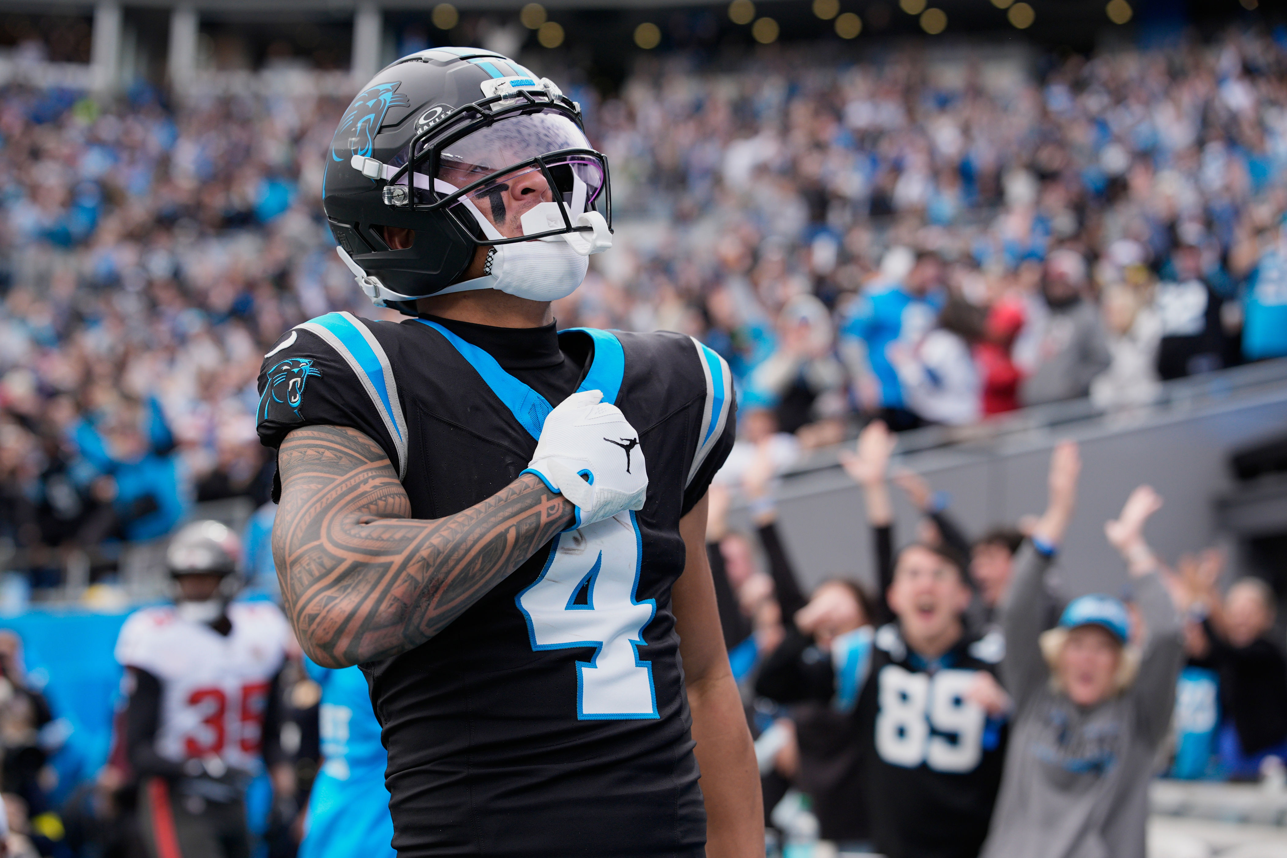 Bryce Young throws 2 TDs, Panthers finally beat Bucs 23-20 to take over ...