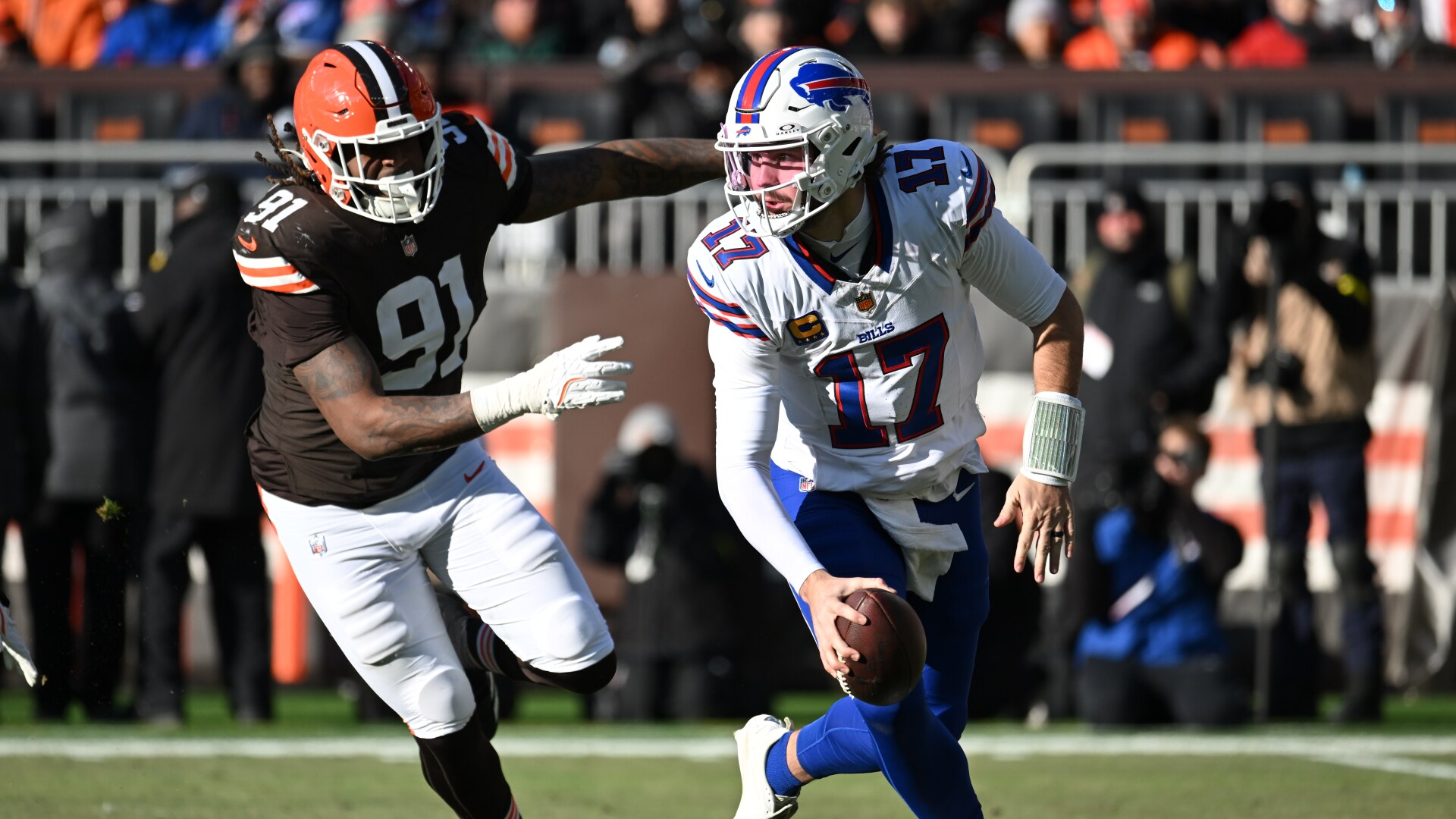 Josh Allen said he "tweaked my foot a little bit" late in first half