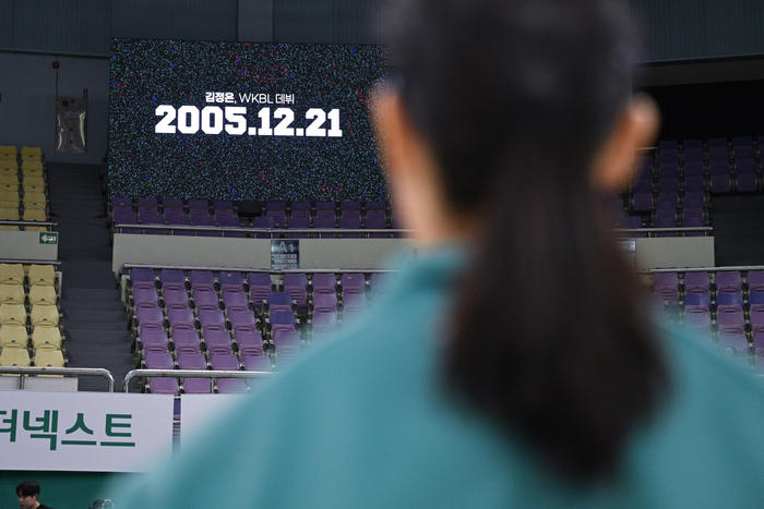 ‘데뷔 20주년’에 601경기 신기록…김정은, 왜 상대 팀 ‘코치’ 생각에 울었나 [SS시선집중]