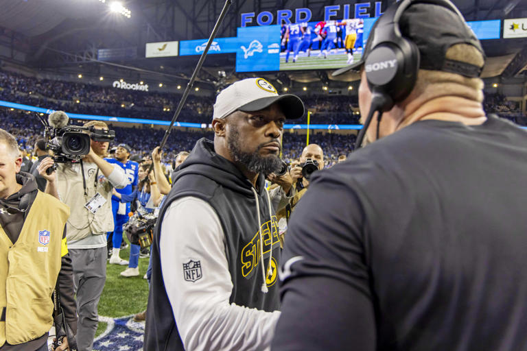 Mike Tomlin sends direct message to Steelers' locker room after narrow ...