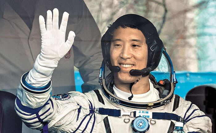 Jonny Kim misses kimchi, rice on ISS