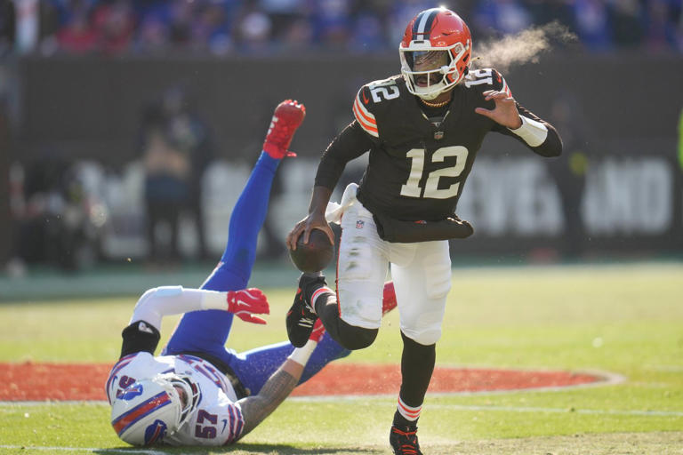 Cook's 117-yard, 2-TD performance propels Bills closer to playoff berth ...