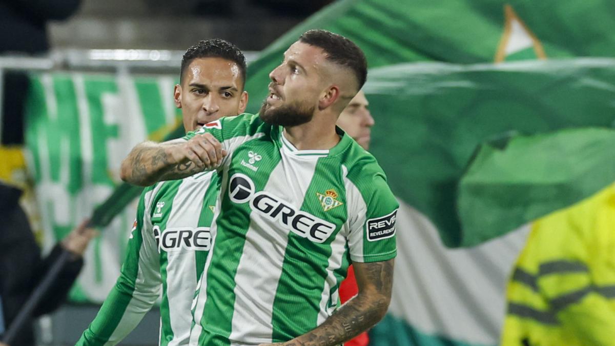 Horario, canal y dónde ver por TV el Betis - Villarreal de LaLiga EA ...