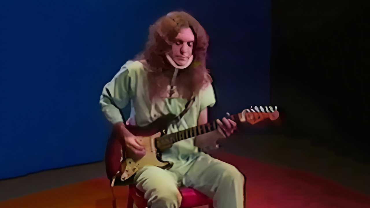 Video of Allen Collins in hospital after Skynyrd plane crash goes viral