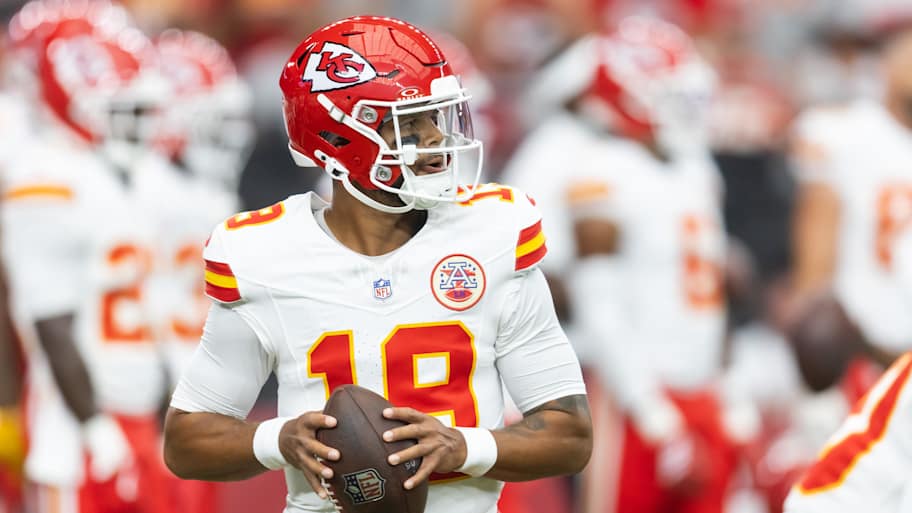 Who is Chris Oladokun? A look at the Chiefs' new quarterback amid ...