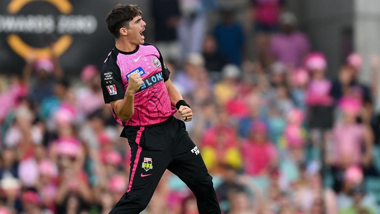 Luckless quick set to make Boxing Day return