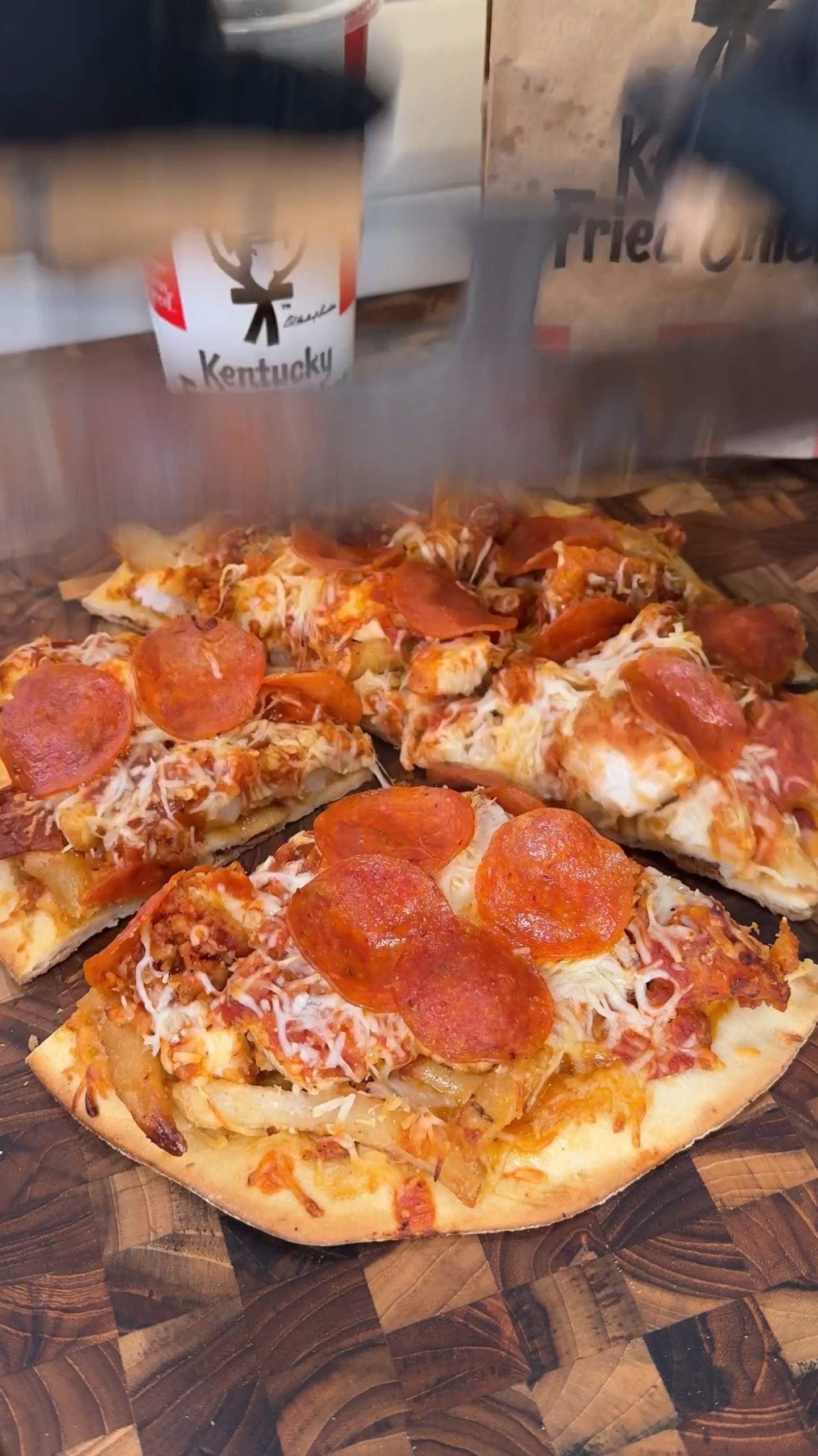 KFC chizza pizza hack