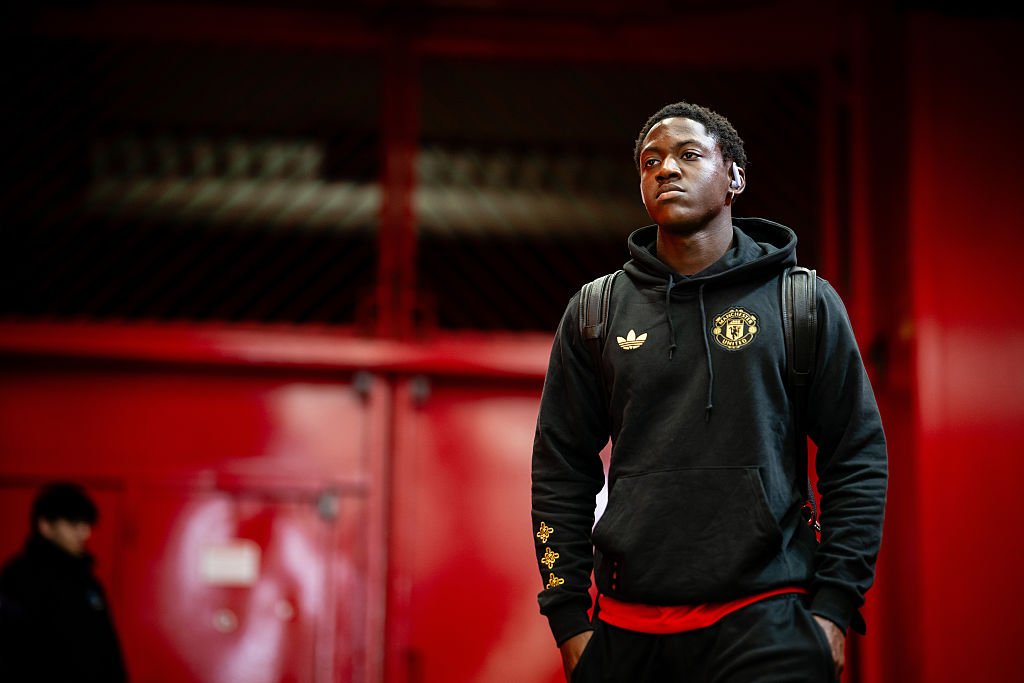 Manchester United make Kobbie Mainoo decision as starting line-up vs ...