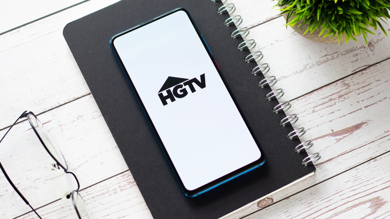 Nicole Curtis’ “Rehab Addict” return: timeline, what HGTV said, and ...