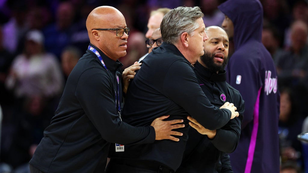 Minnesota Timberwolves coach Chris Finch fined after ejection against ...