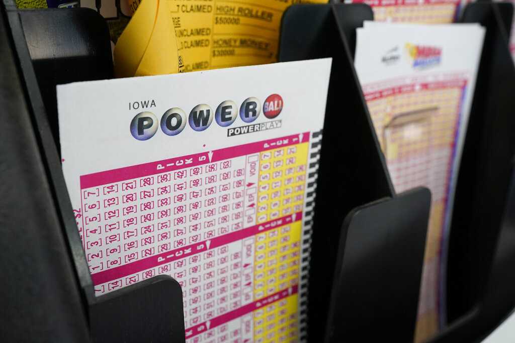 Iowa lottery ticket worth $1 million after missing massive Powerball ...