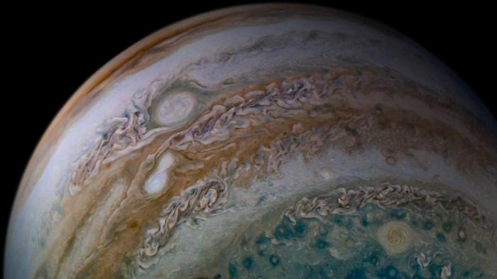 NASA released 30 amazing high-def photos of the largest planet in our ...
