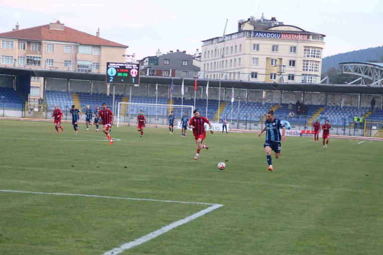 TFF 3. Lig: Kütahyaspor: 3 - Söke 1970: 1