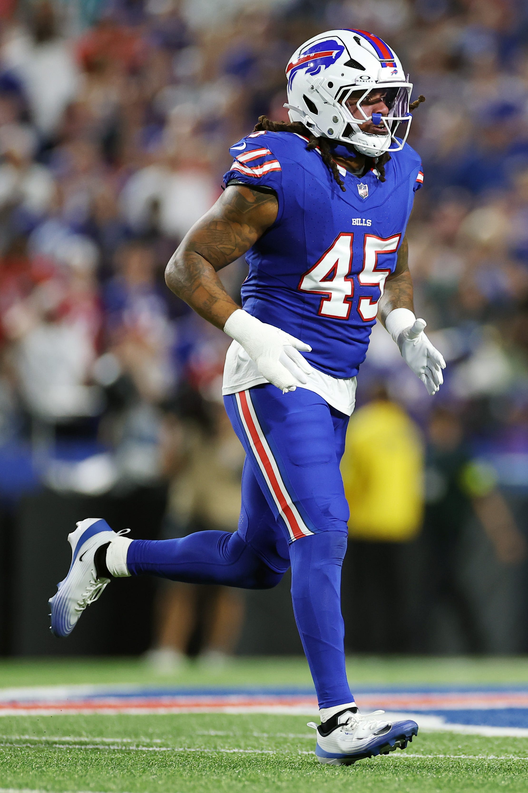 Shaq Thompson injury update: Bills LB suffers neck injury vs. Browns