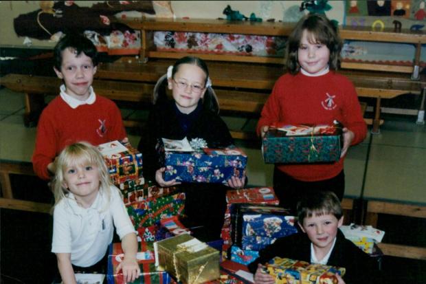 Looking back: Presents and gifts over the years in archive pictures