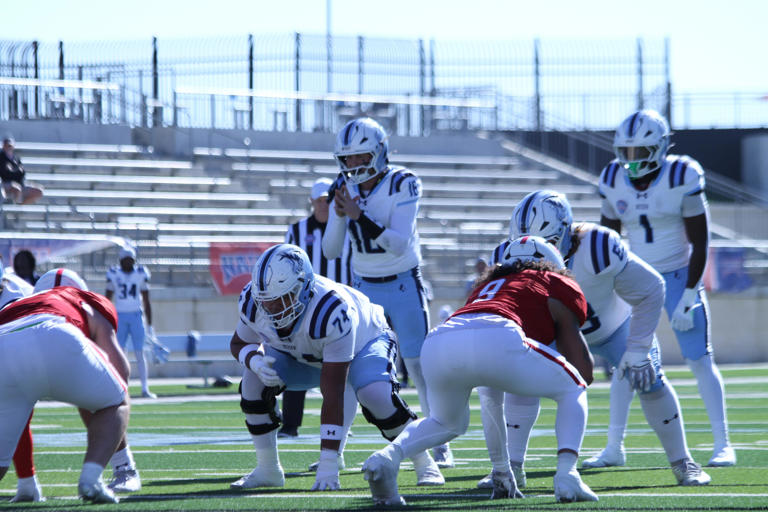 Keiser football's last-minute rally falls short in NAIA championship