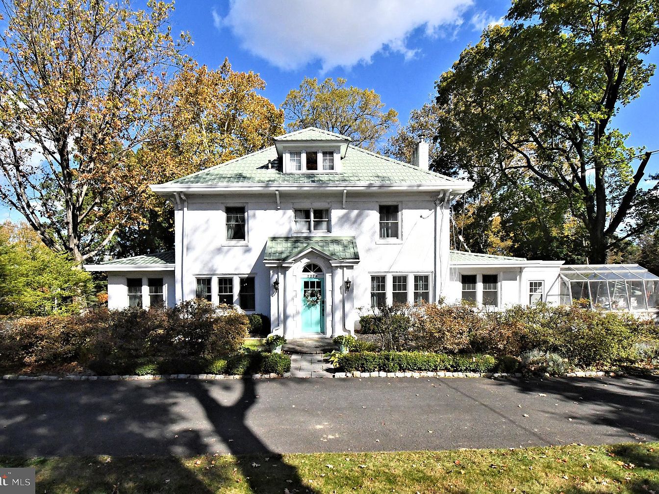 Timeless 1918 American Home in Morrisville, Pennsylvania, Featuring a 5 ...