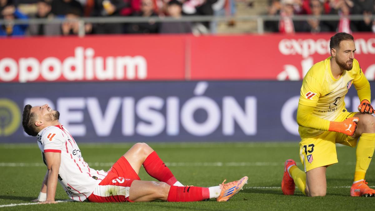 Álex Moreno: "El Atleti vive un poco de los errores del rival"